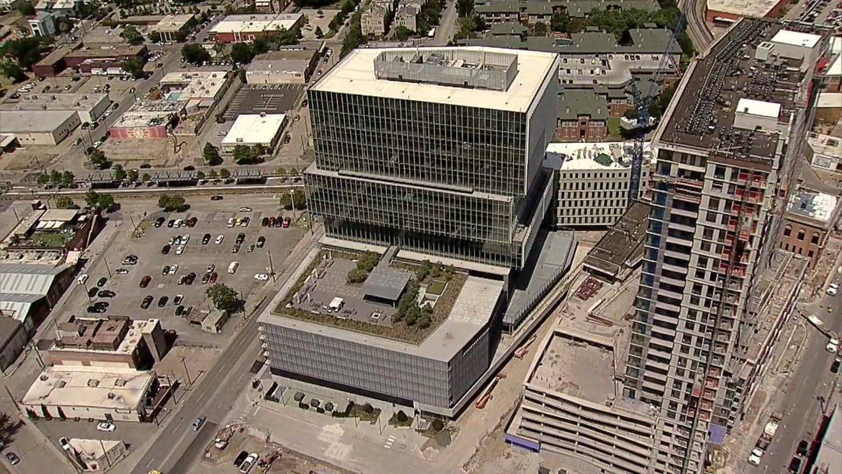 Uber elimina 2,500 empleos de sus oficinas en Dallas – Telemundo Dallas ...