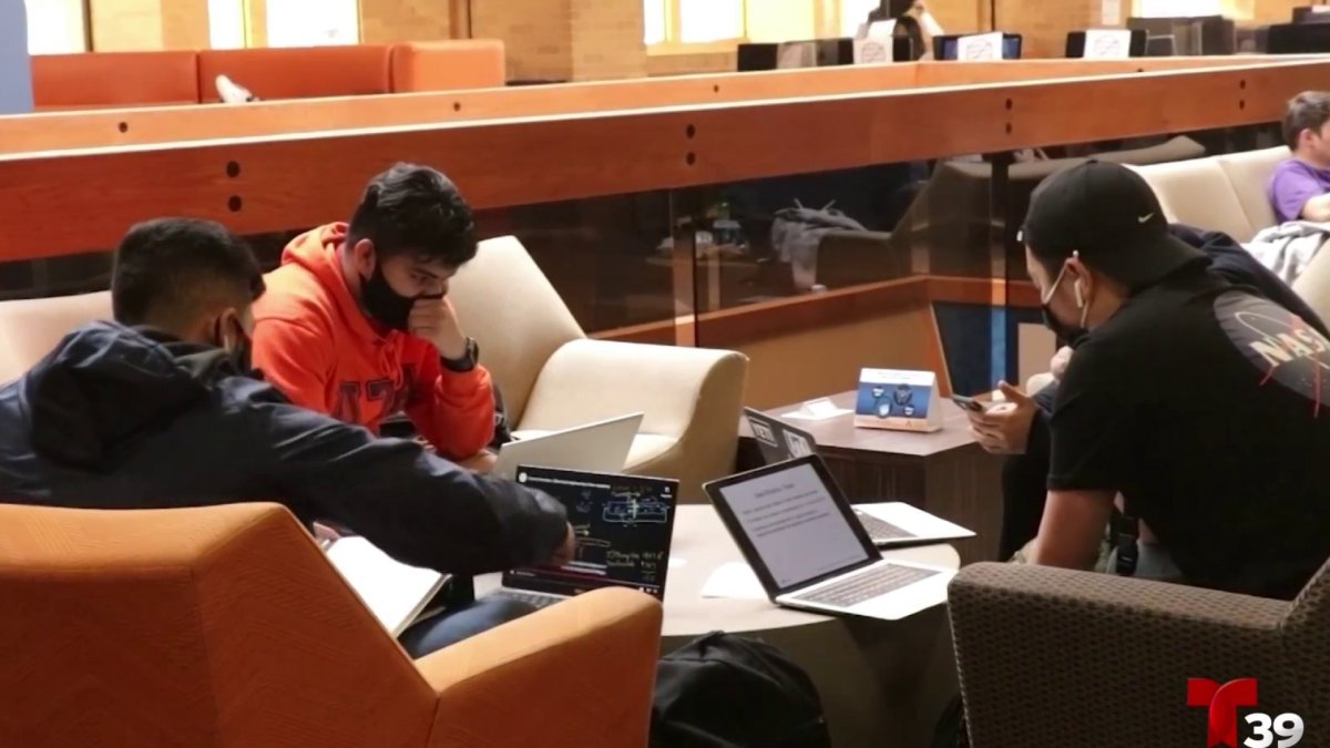 Telemundo University: Ayuda para pagar estudios universitarios ...