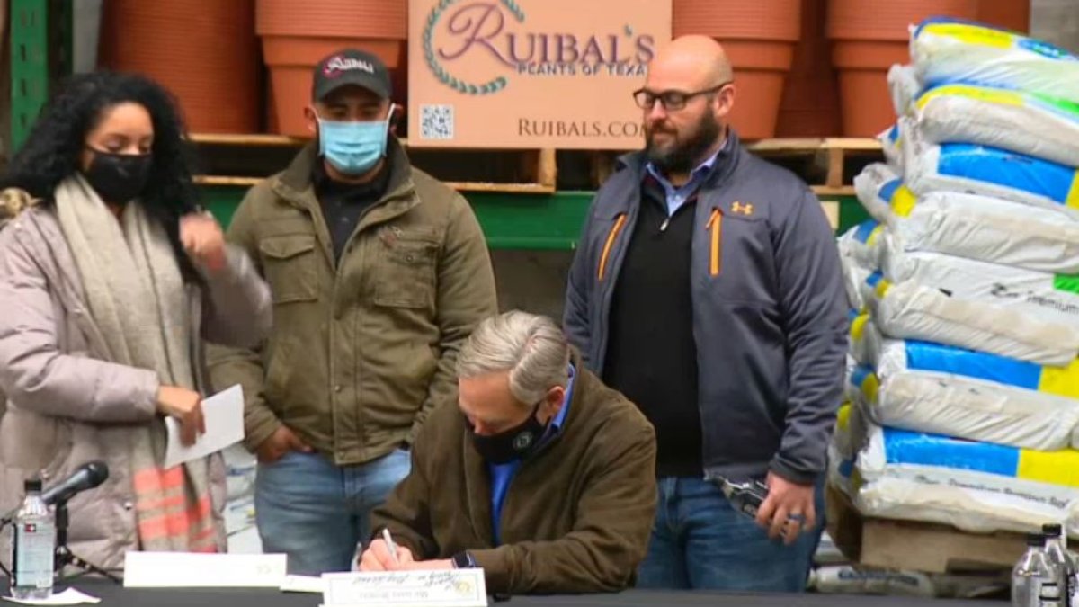 En Dallas: Abbott se reúne con dueños de pequeñas empresas – Telemundo ...