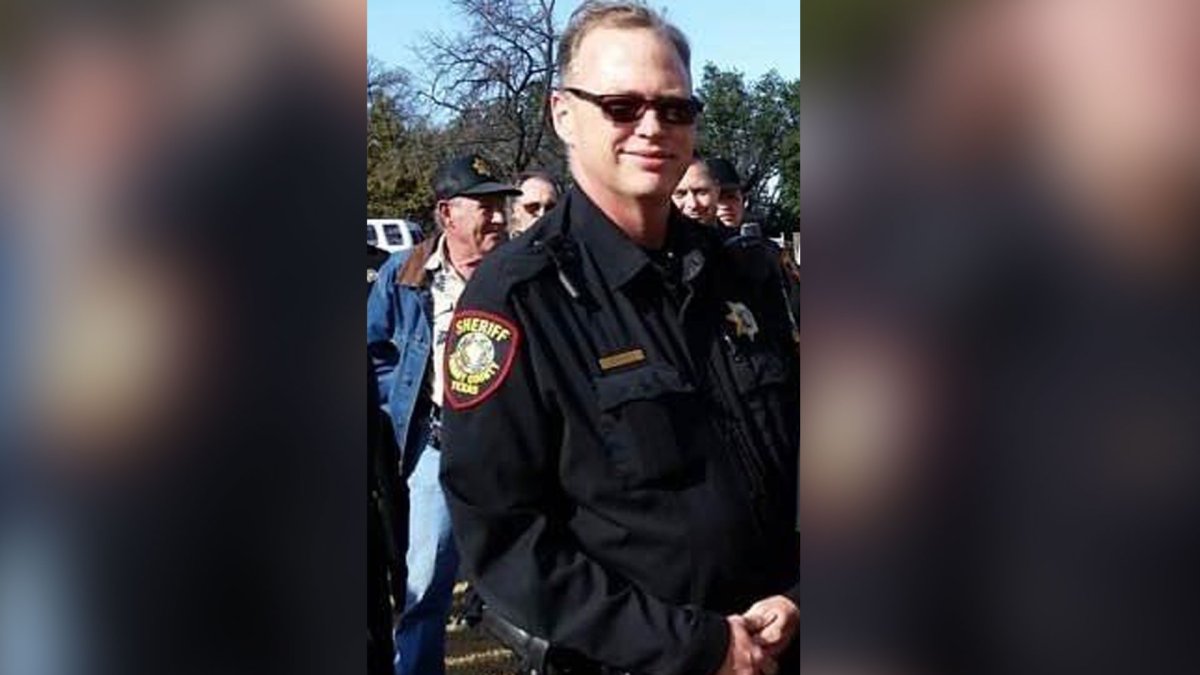 Alguacil del condado de Tarrant muere tras sufrir una emergencia médica ...