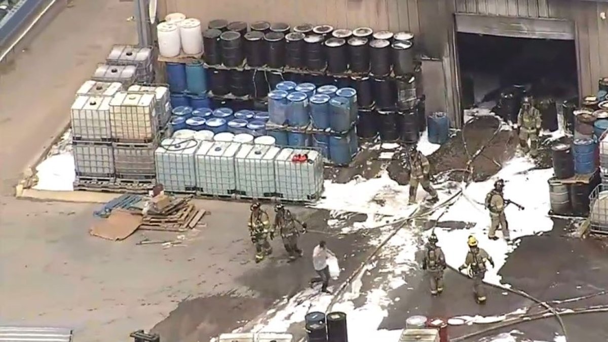 Explosión en una zona industrial de Fort Worth – Telemundo Dallas (39)