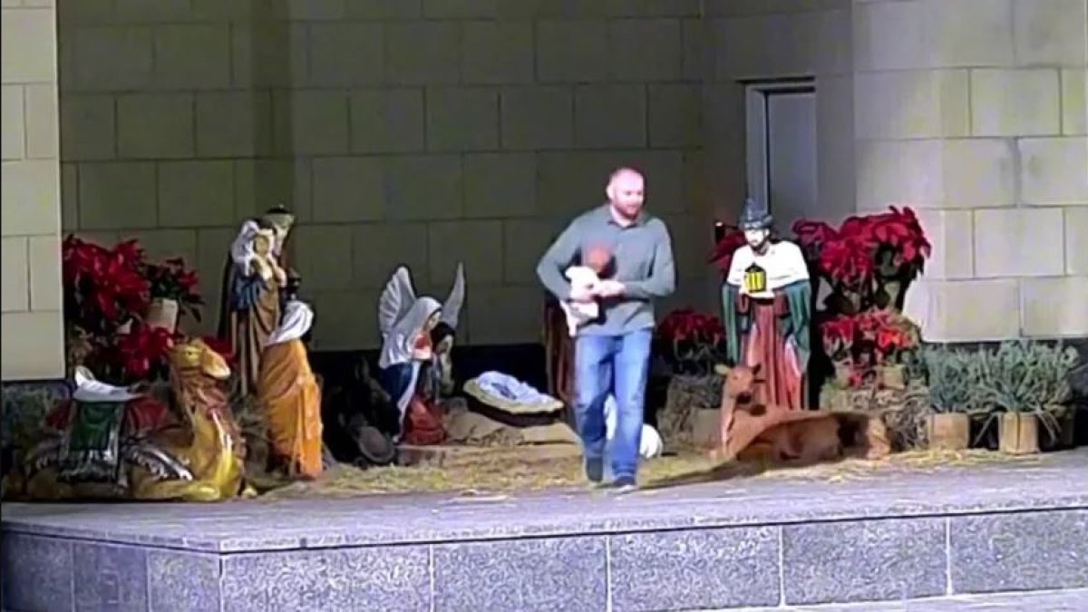 Arrestan a sospechosos del robo de la figura del ”Niño Jesús” en Fort ...