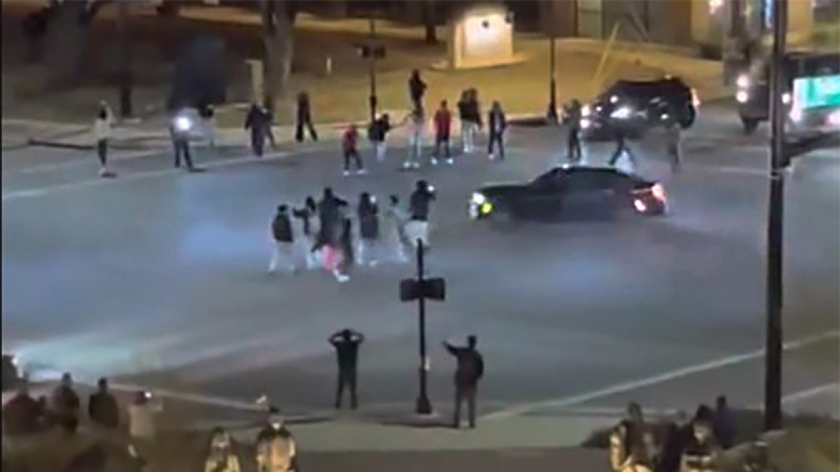 Policía de Grapevine busca a responsables de arrancones y acrobacias ...