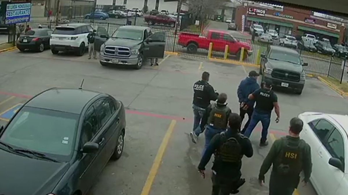 Operativo de ICE en el norte de Texas – Telemundo Dallas (39)