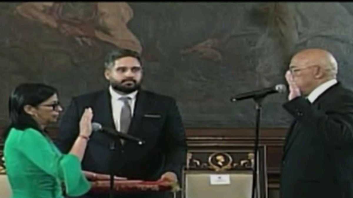 Delsy Rodríguez jura como mandataria encargada de Venezuela – Telemundo ...